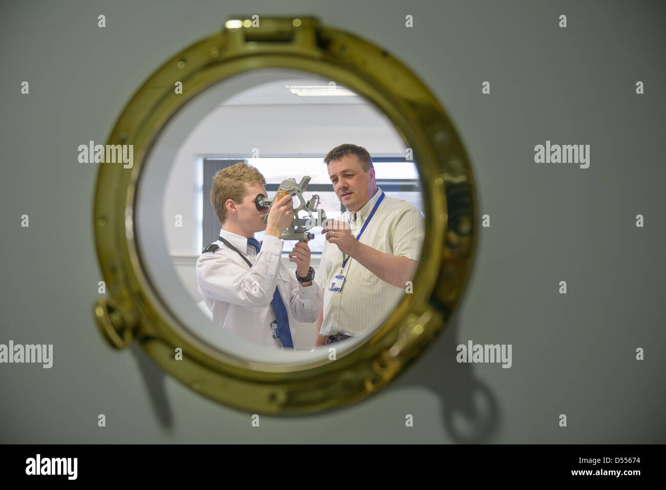 Sextant using hi-res stock photography and images - Alamy