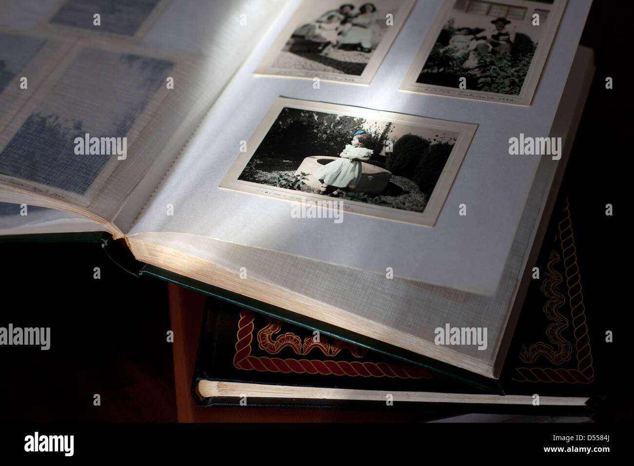 Photo Album For Old Photographs at James Jain blog