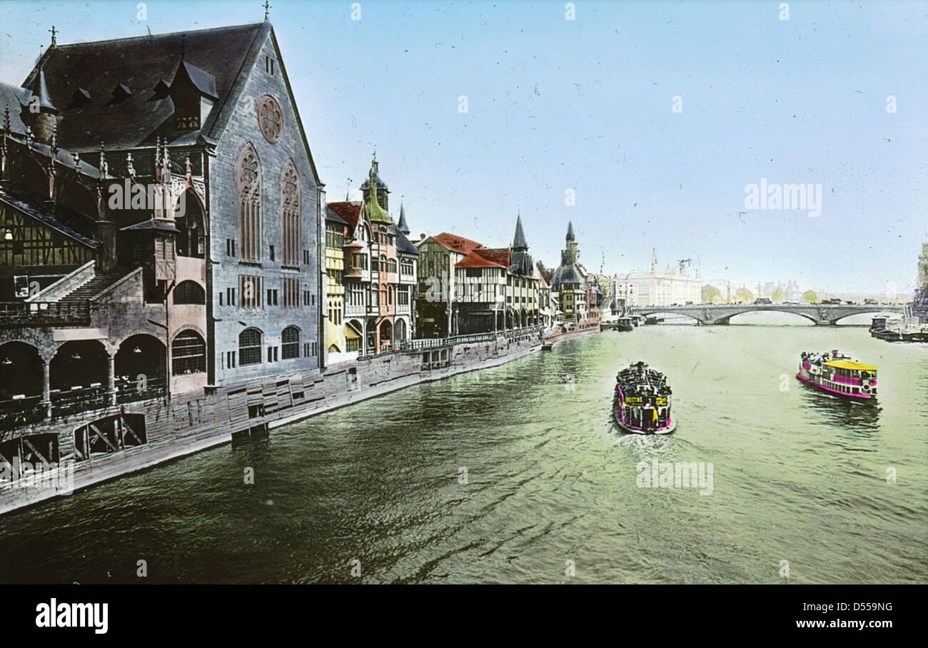 Paris old hi-res stock photography and images - Alamy