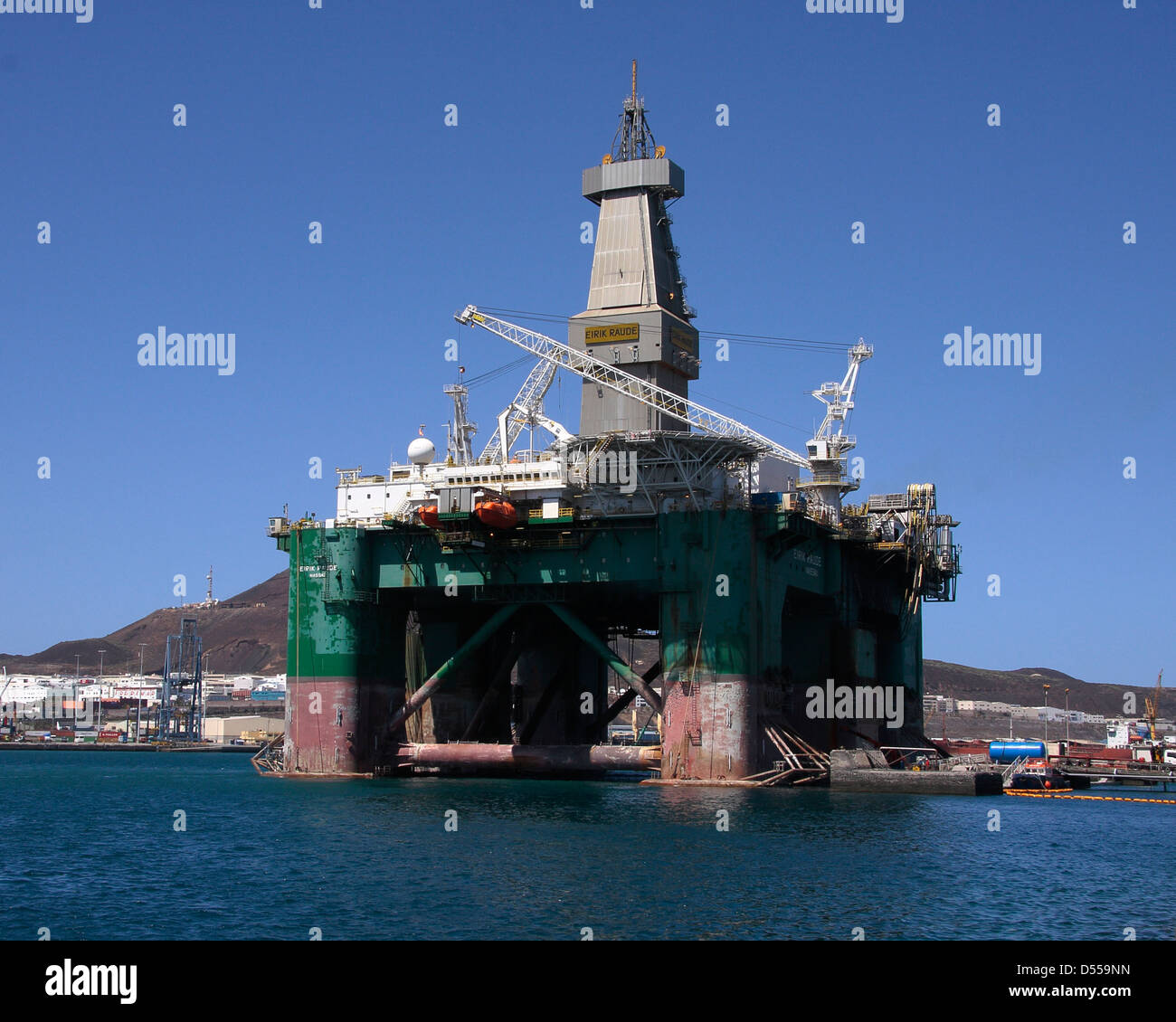 Land rig hi-res stock photography and images - Alamy