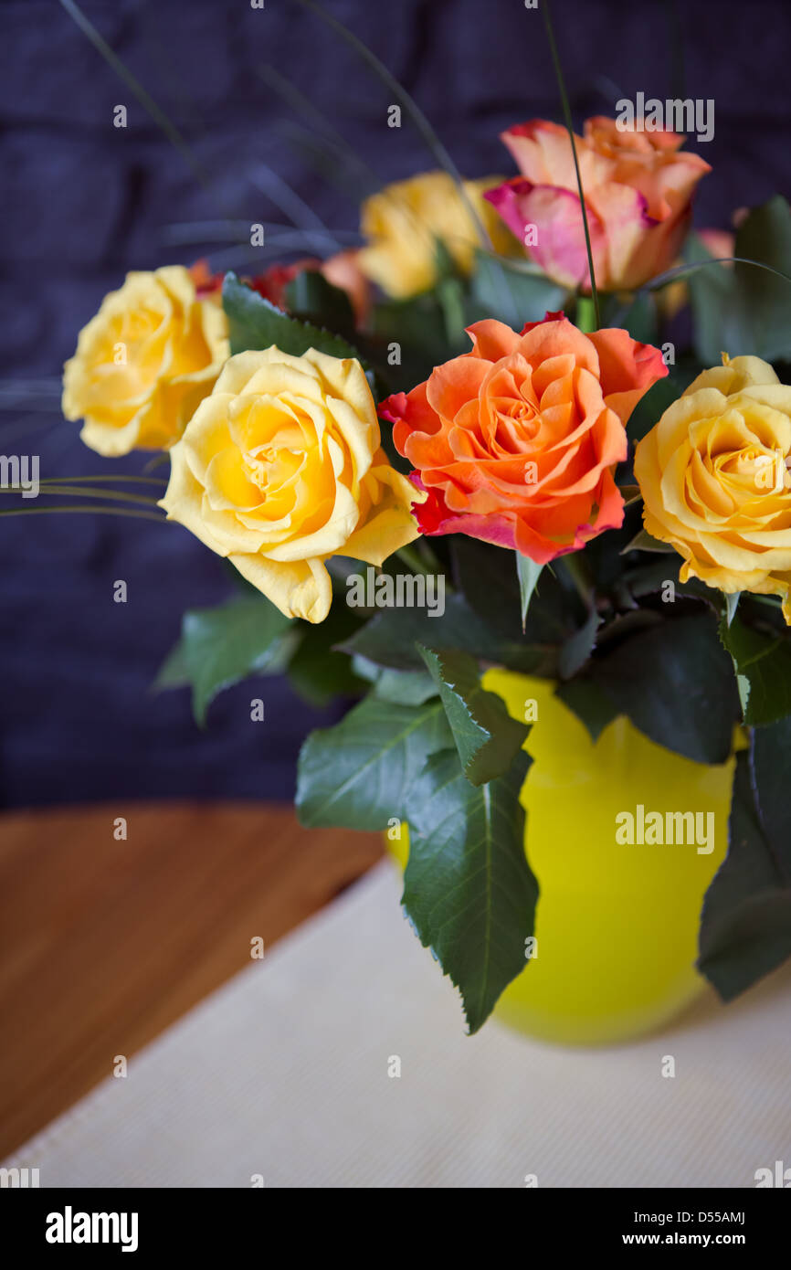 Beautiful bunch roses hi-res stock photography and images - Alamy
