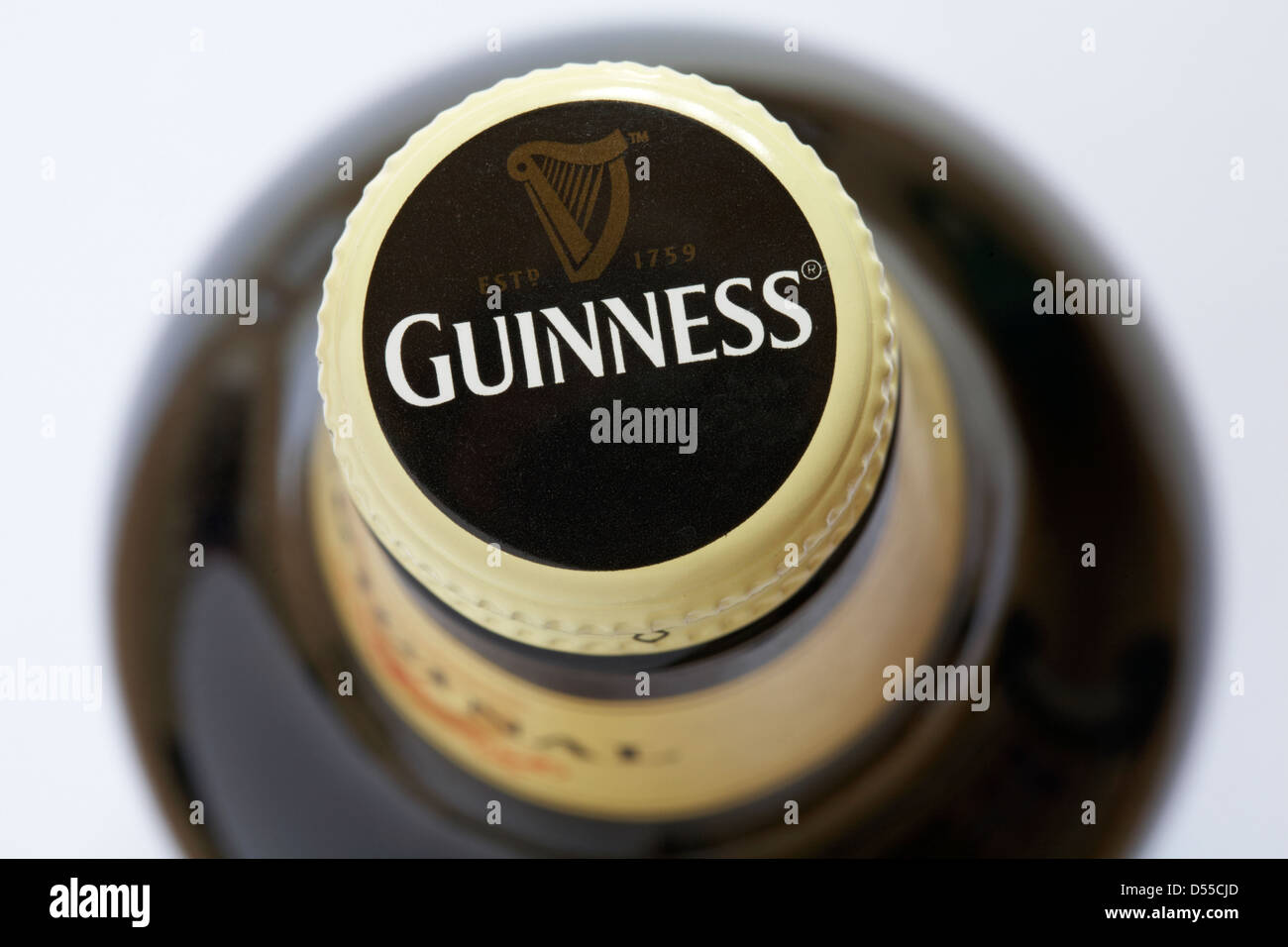 Guinness logo hi-res stock photography and images - Alamy