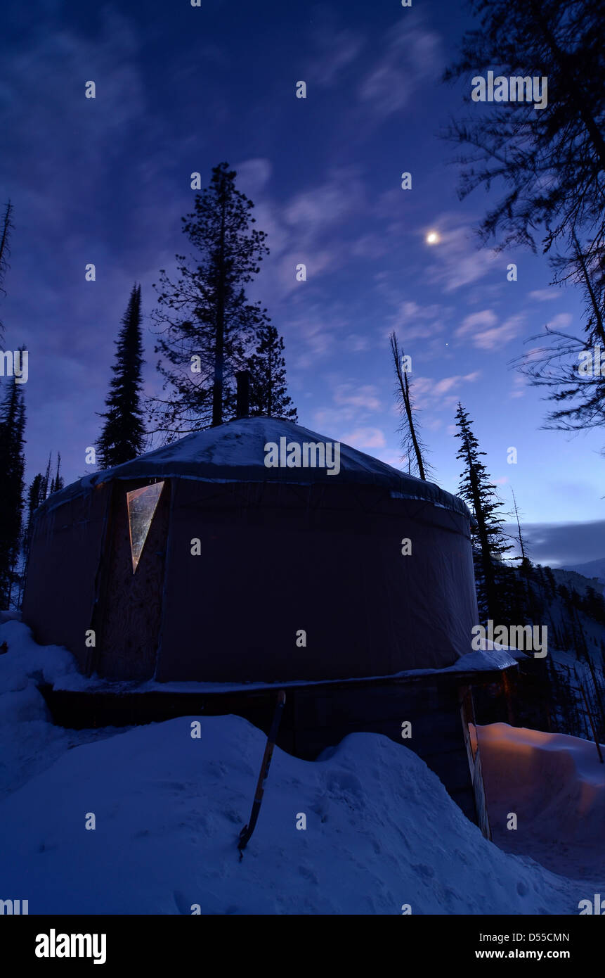 Evening at a ski yurt in Oregon's Wallowa Mountains Stock Photo - Alamy