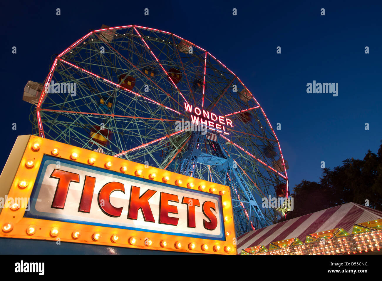 TICKETS SIGN DENO'S WONDER WHEEL AMUSEMENT PARK CONEY ISLAND BROOKLYN ...