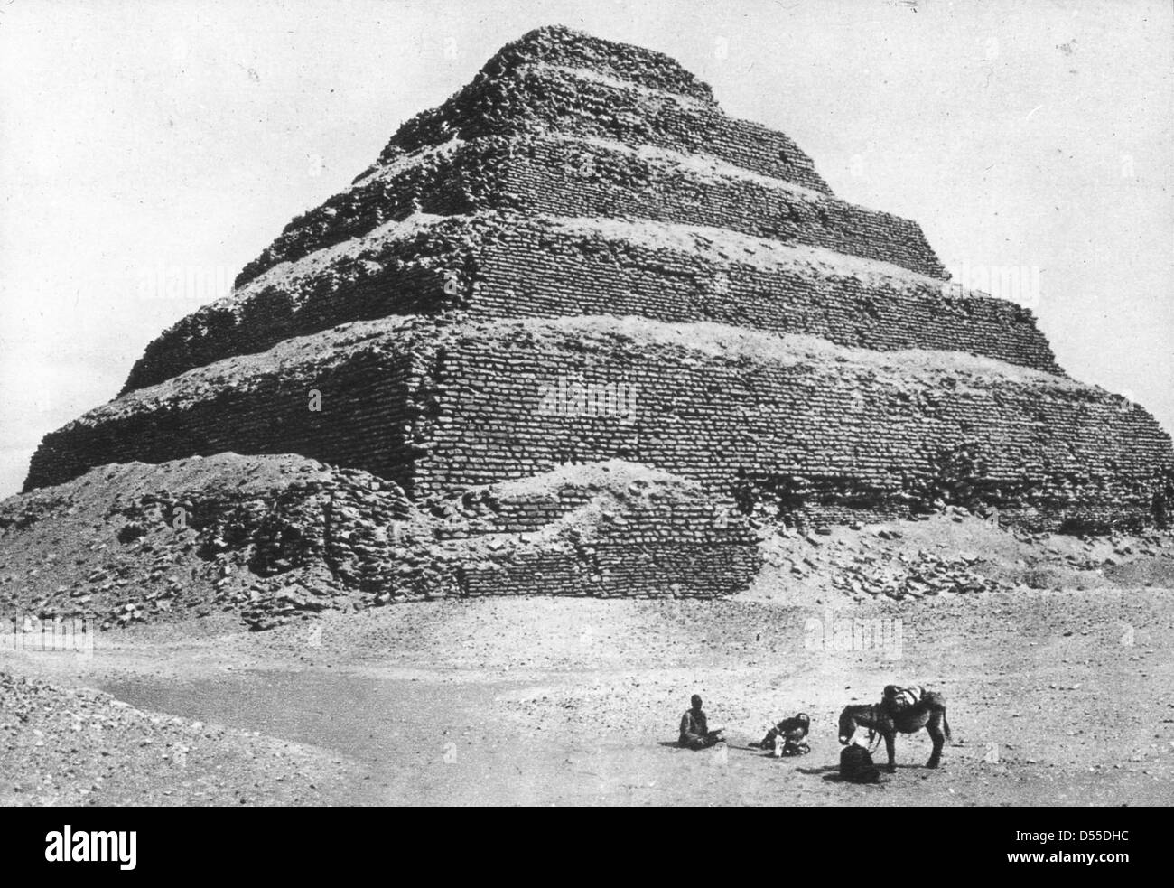 Ziggurat Black and White Stock Photos & Images - Alamy