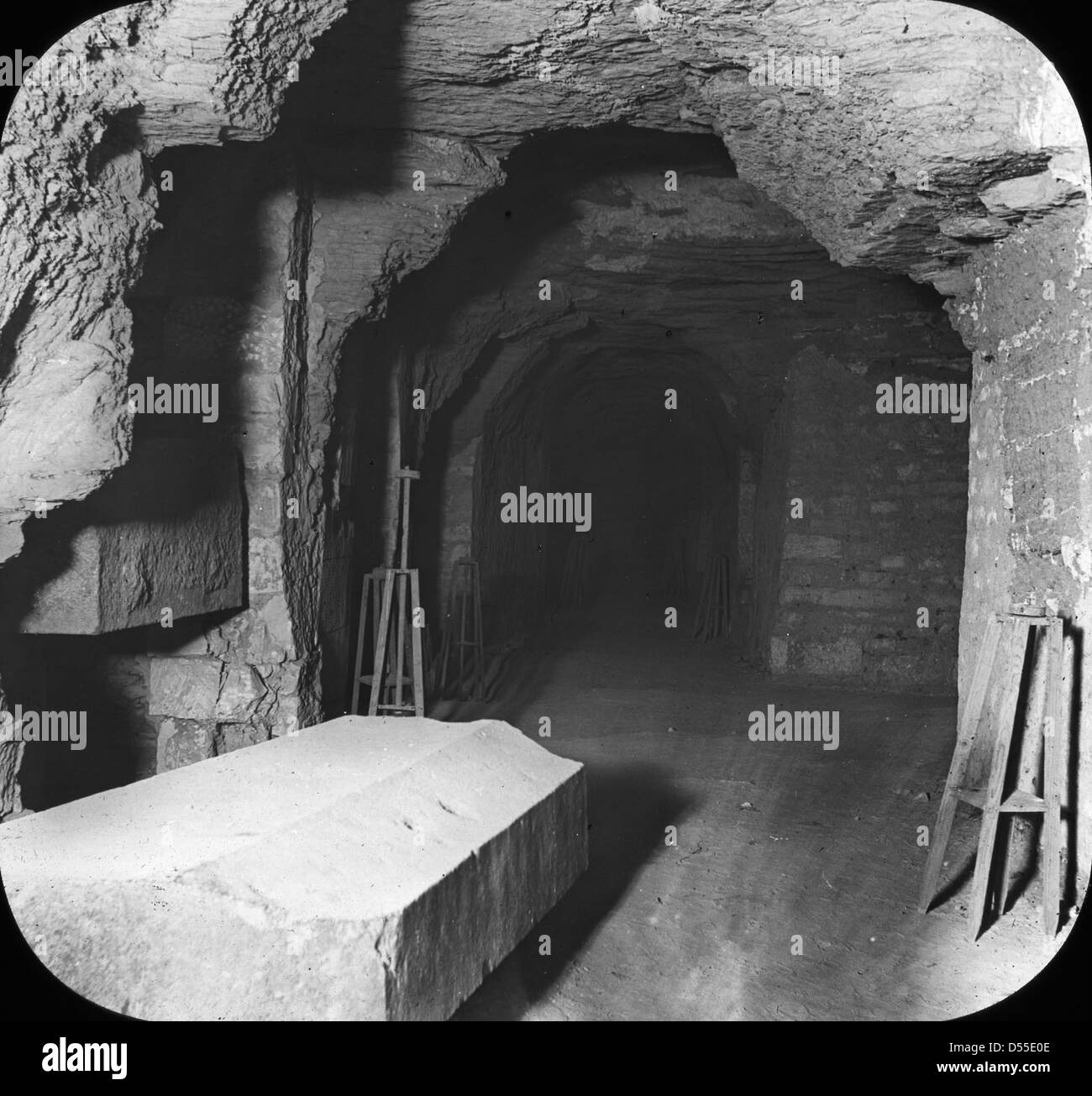 Egypt sakkara pyramid Black and White Stock Photos & Images - Alamy