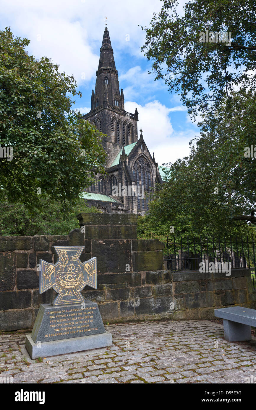 Victoria cross memorial glasgow cathedral hi-res stock photography and ...