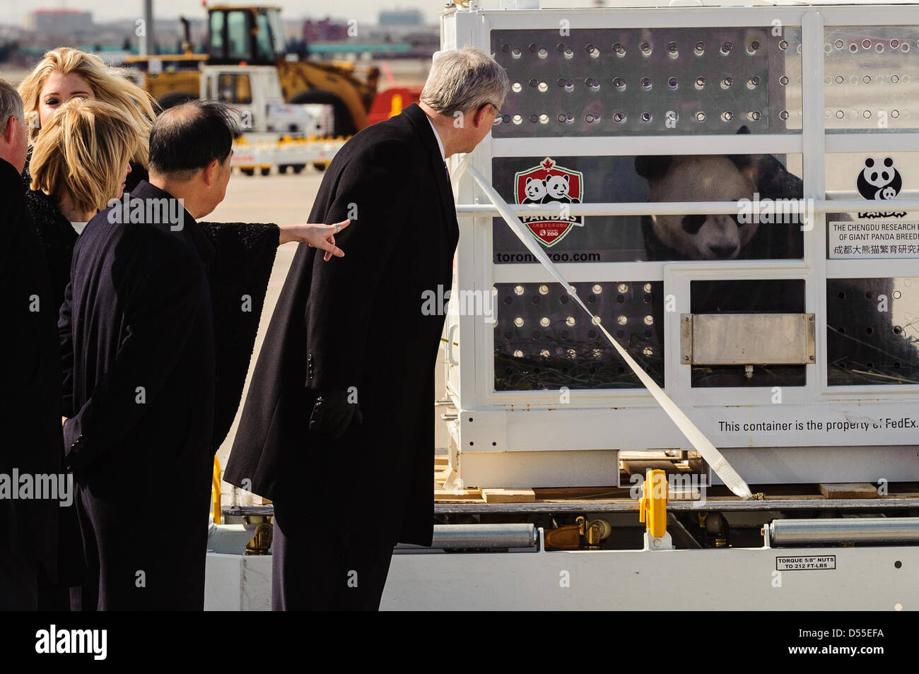 Stephen harper wife laureen hi-res stock photography and images - Alamy