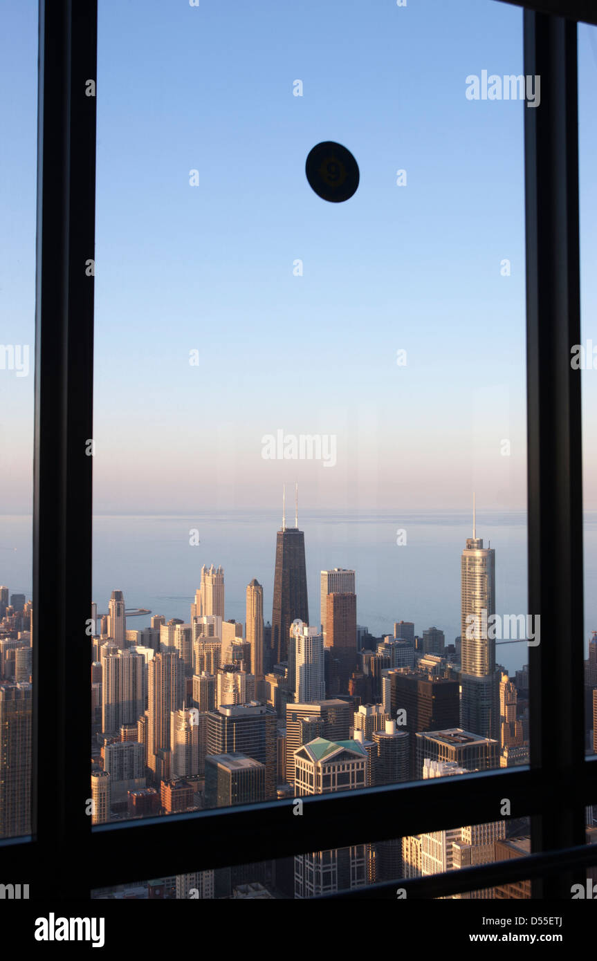 DOWNTOWN SKYLINE WINDOW OBSERVATION DECK WILLIS (SEARS) TOWER CHICAGO ...