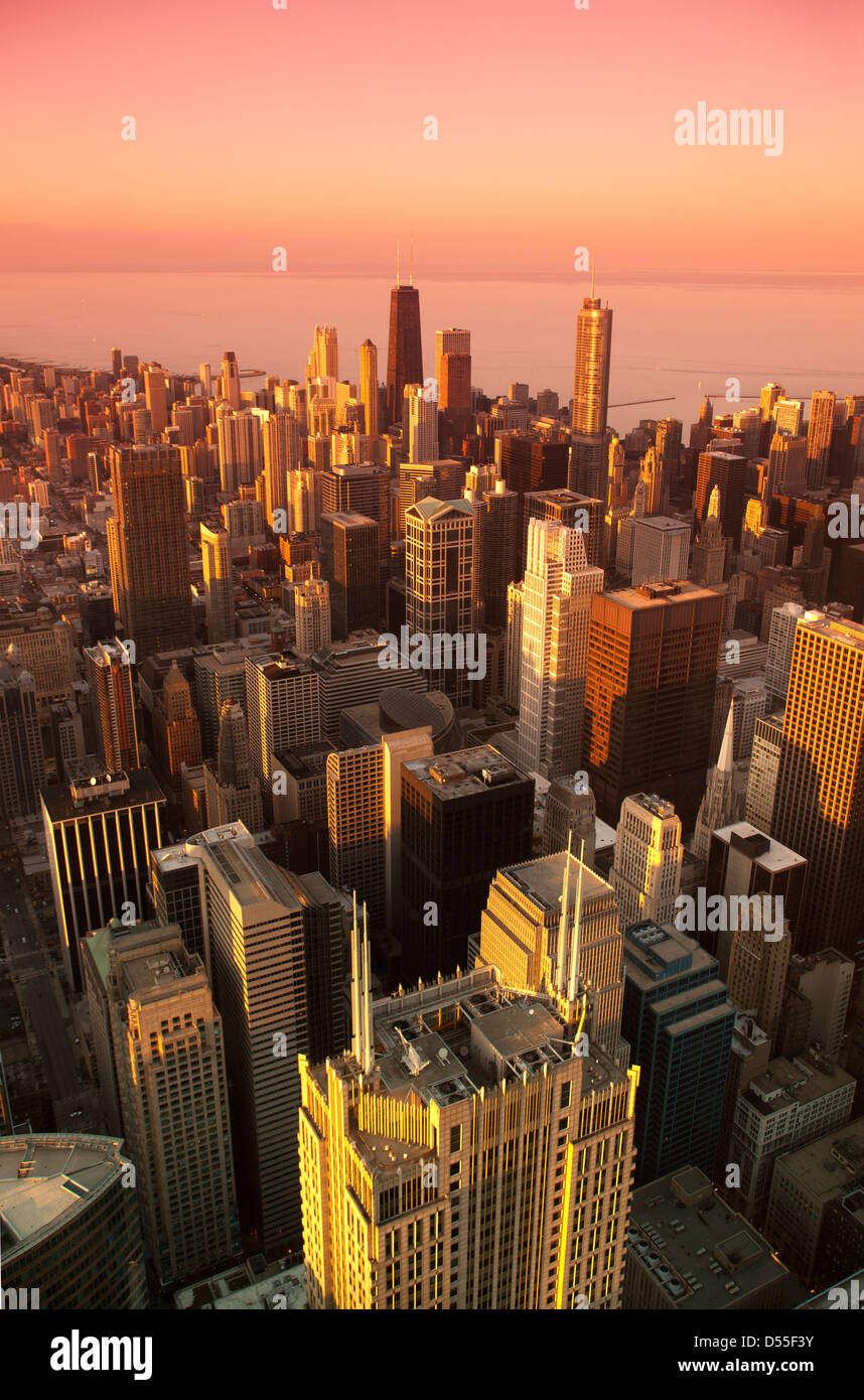 DOWNTOWN LOOP SKYLINE CHICAGO ILLINOIS USA Stock Photo - Alamy
