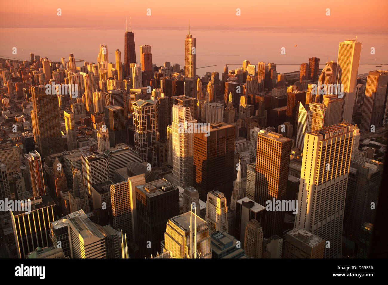 DOWNTOWN LOOP SKYLINE CHICAGO ILLINOIS USA Stock Photo - Alamy