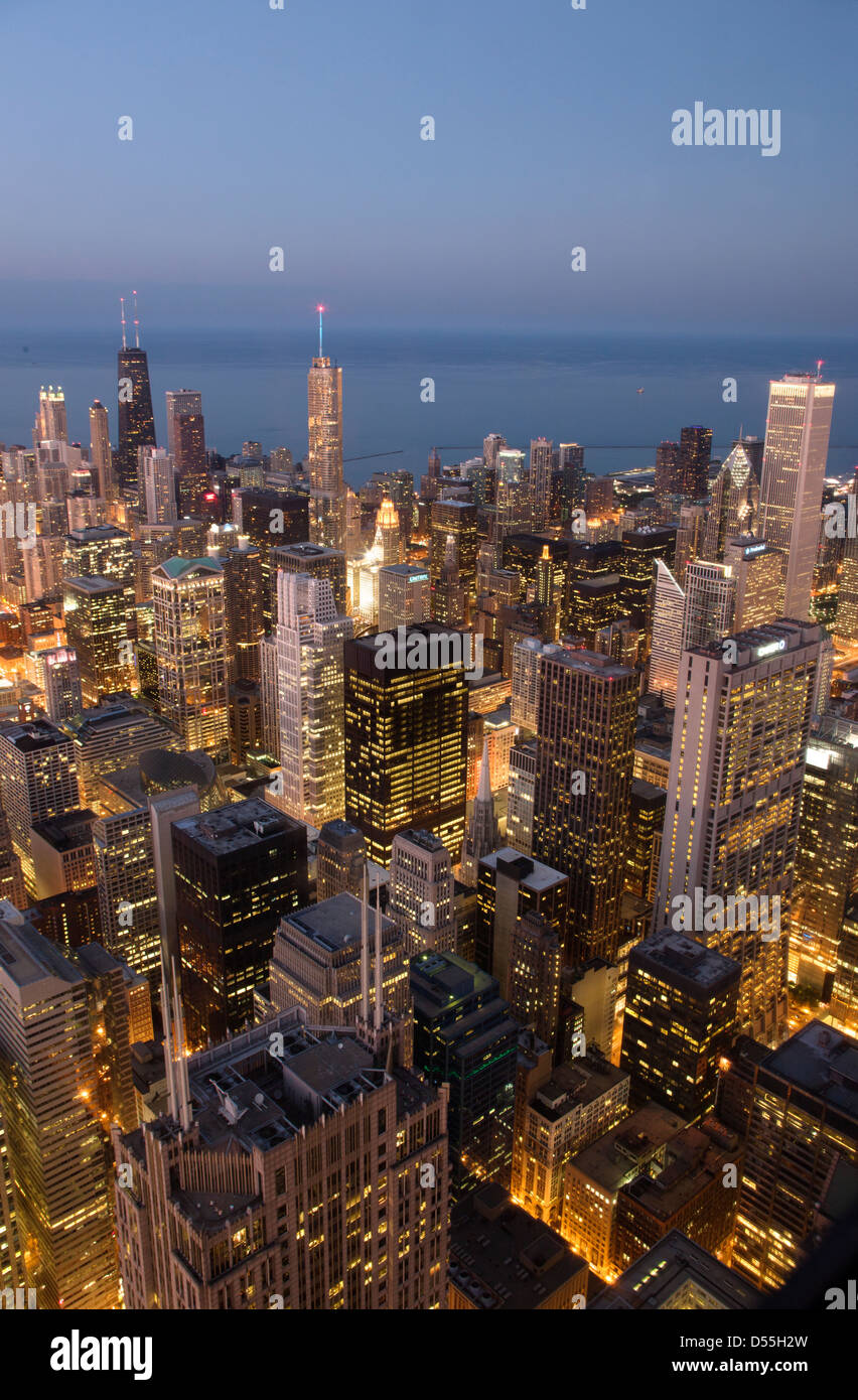 DOWNTOWN LOOP SKYLINE CHICAGO ILLINOIS USA Stock Photo - Alamy