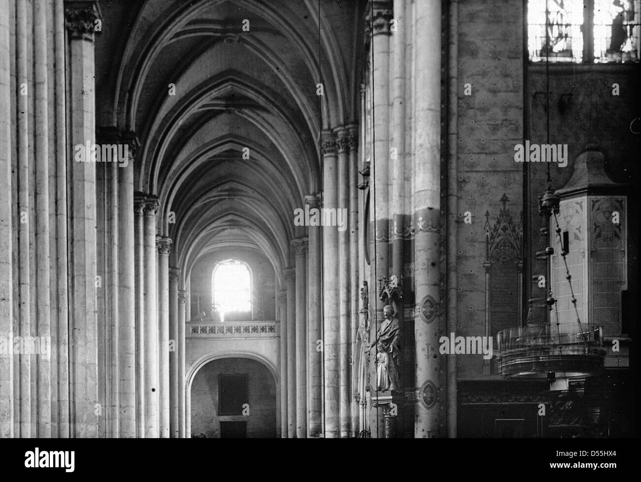 Quentin cathedral hi-res stock photography and images - Alamy