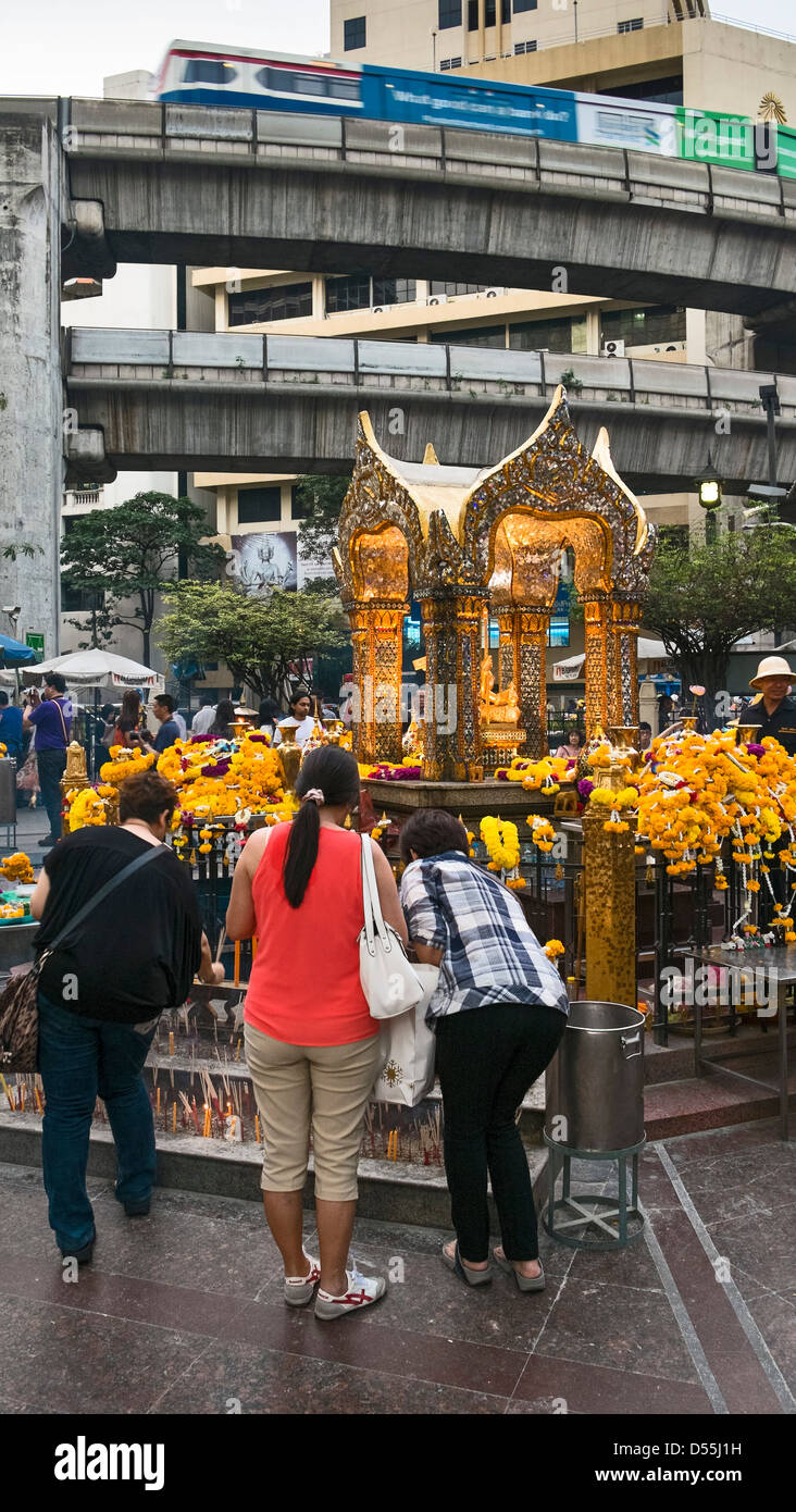 Erawan Shrine at Ratchaprasong intersection, Bangkok, Thailand, Asia ...