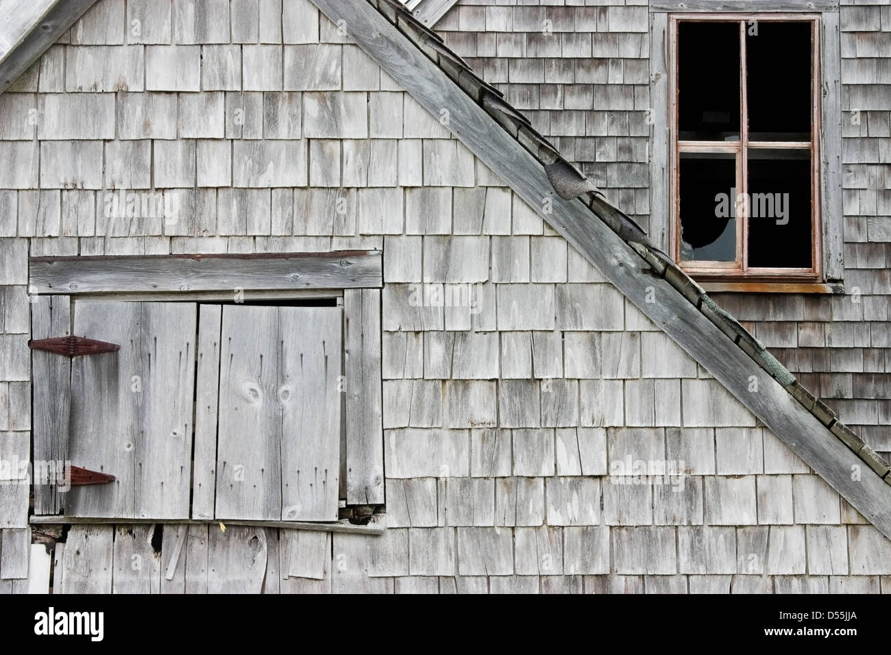 Abandoned old weathered building in Maine Stock Photo - Alamy