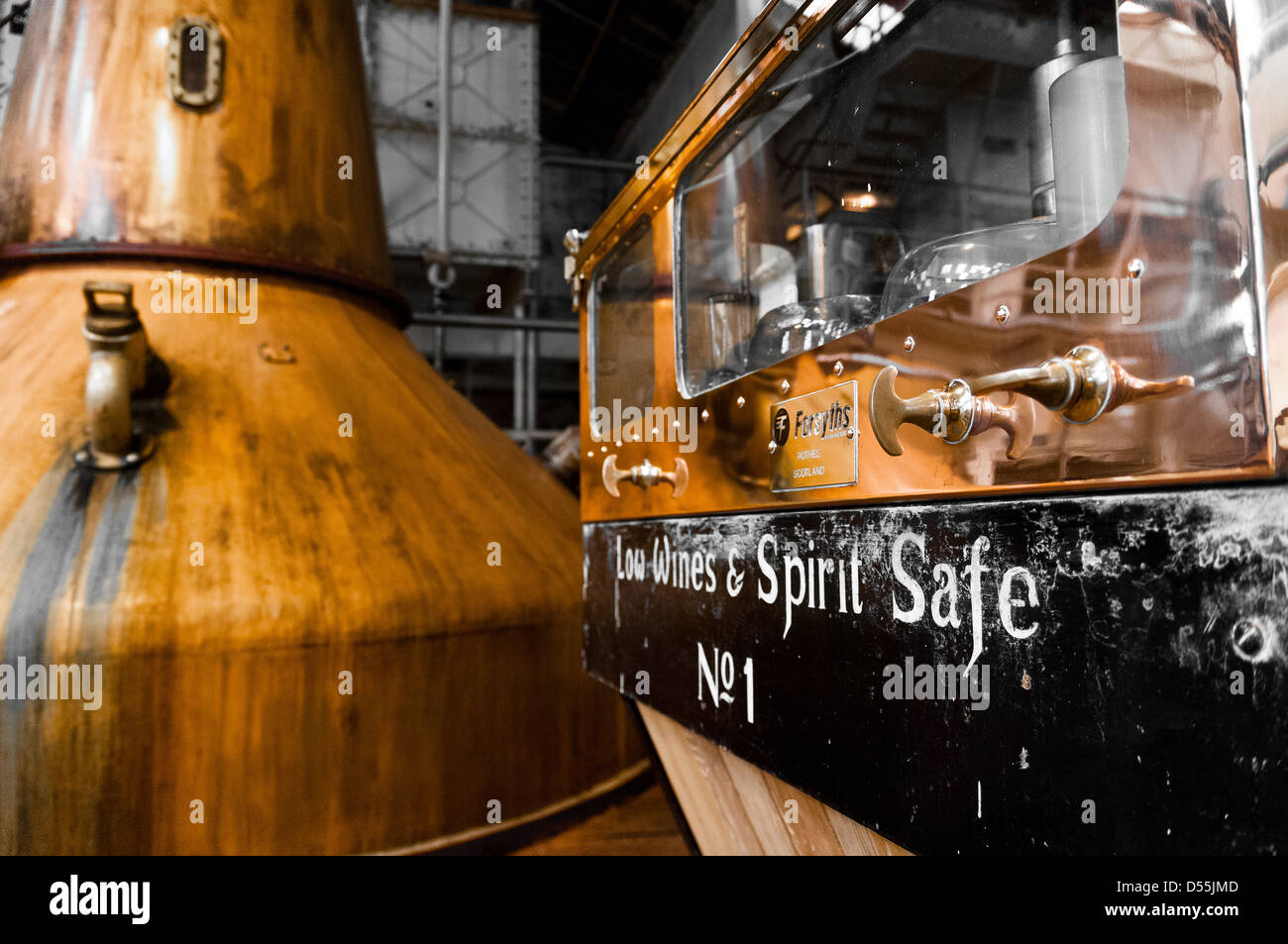 Ben nevis whisky distillery fort hi-res stock photography and images ...