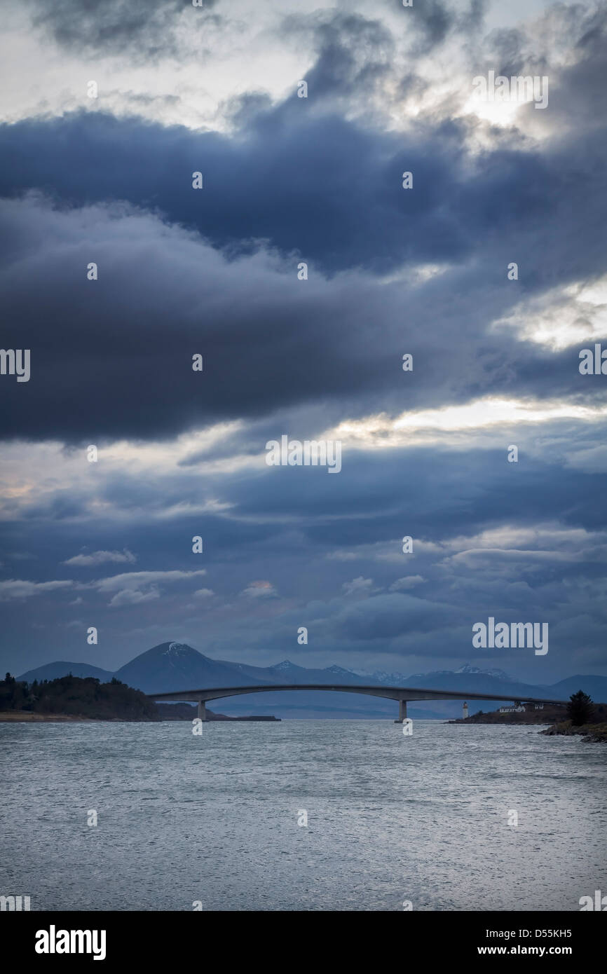 Skye bridge kyle of lochalsh hi-res stock photography and images - Alamy