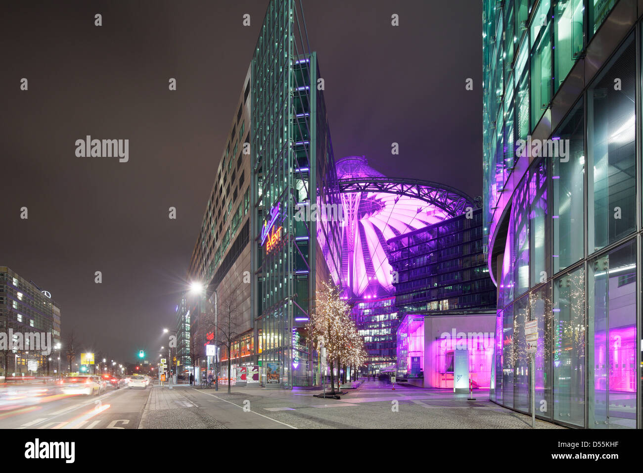 Sony center horizontal hi-res stock photography and images - Alamy