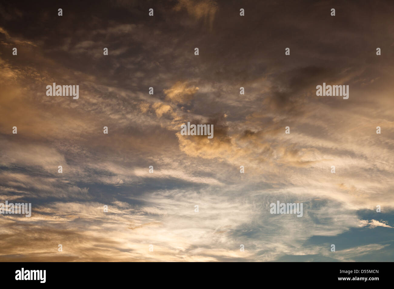 Dramatic sky confused clouds Stock Photo - Alamy