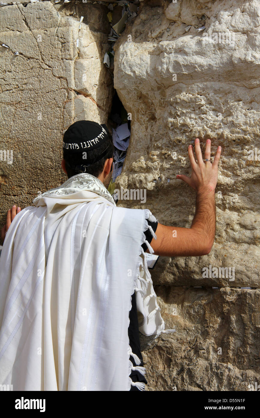 Jewish worshiper pray at the Wailing Wall an important jewish religious ...