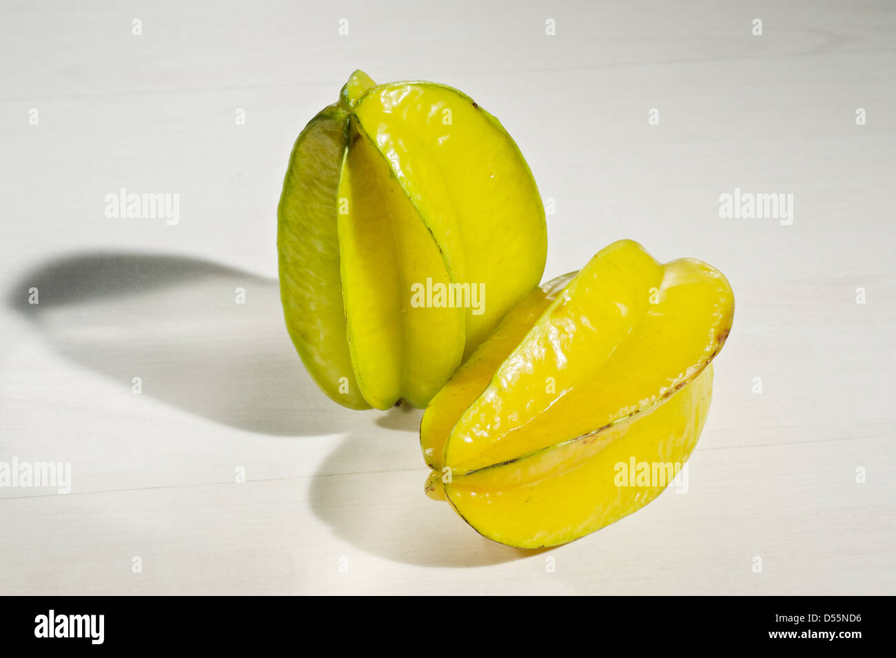 Starfruit hi-res stock photography and images - Alamy