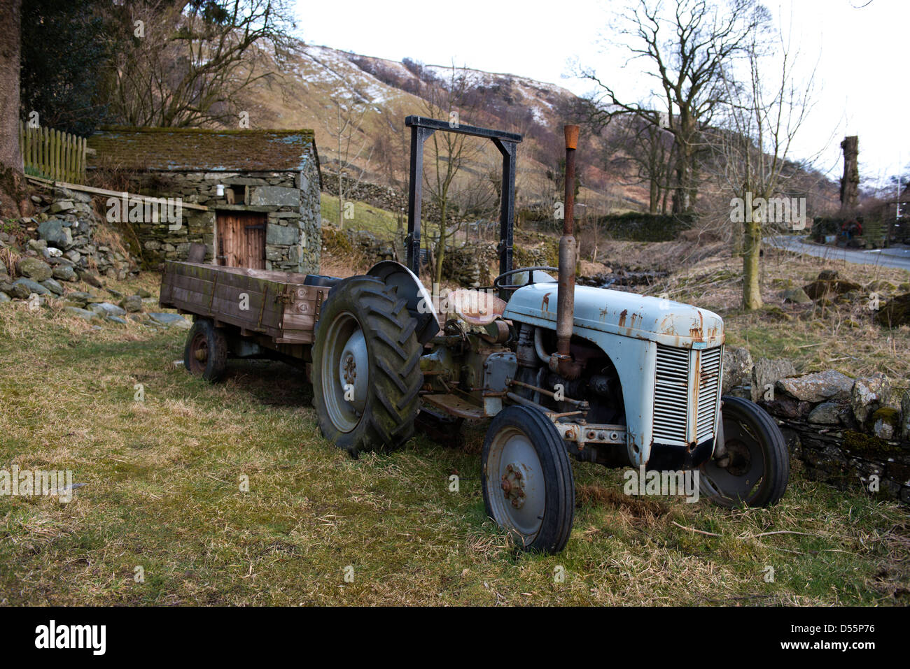 Vintage ferguson tractor hi-res stock photography and images - Alamy