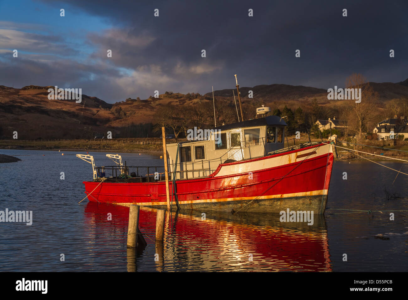 Fishing boat glenelg in scottish hi-res stock photography and images ...