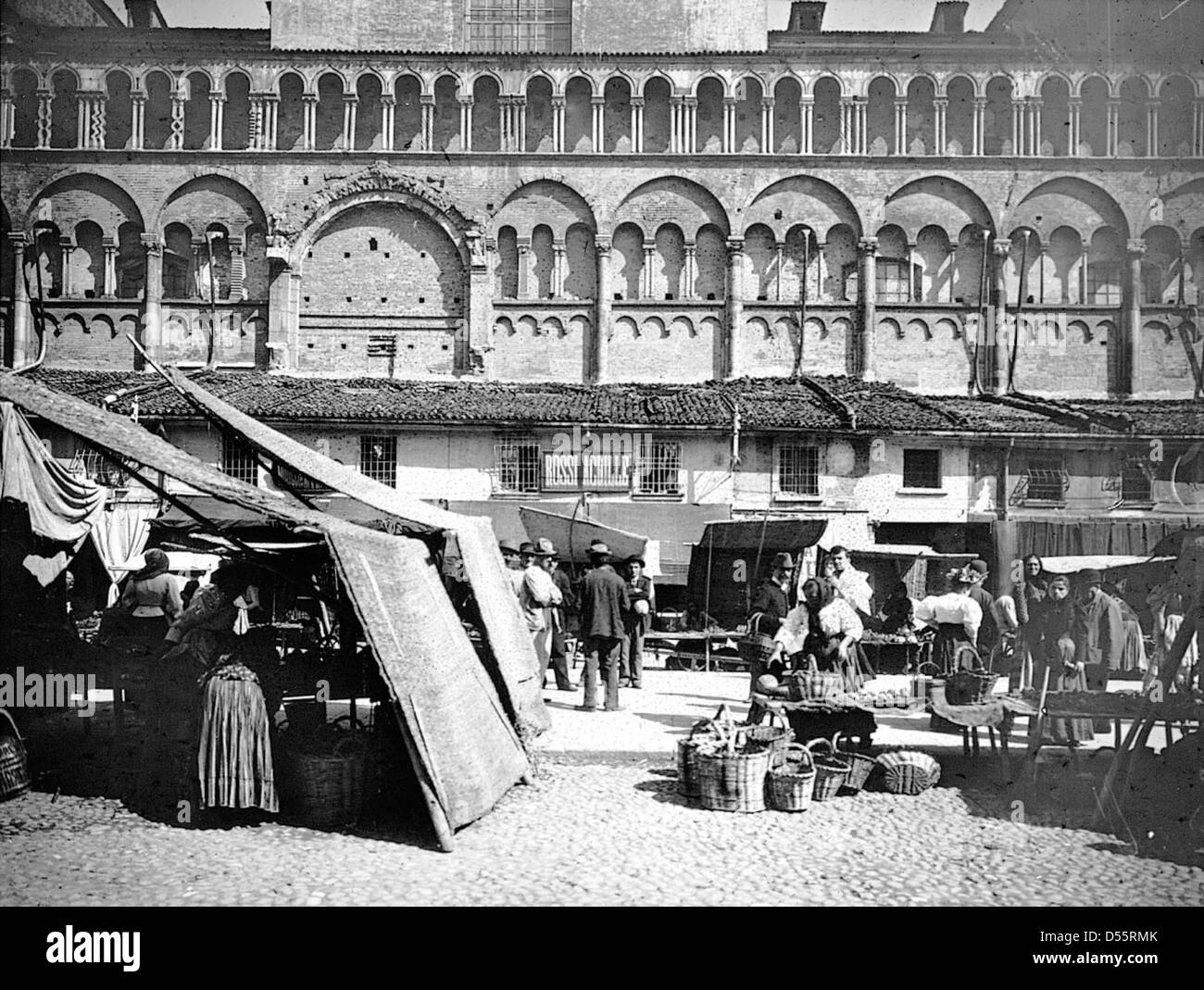 Cathedral of ferrara Black and White Stock Photos & Images - Alamy