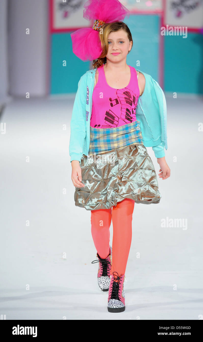 Los Angeles - March 13: A child model walks the runway at the Hollywood ...