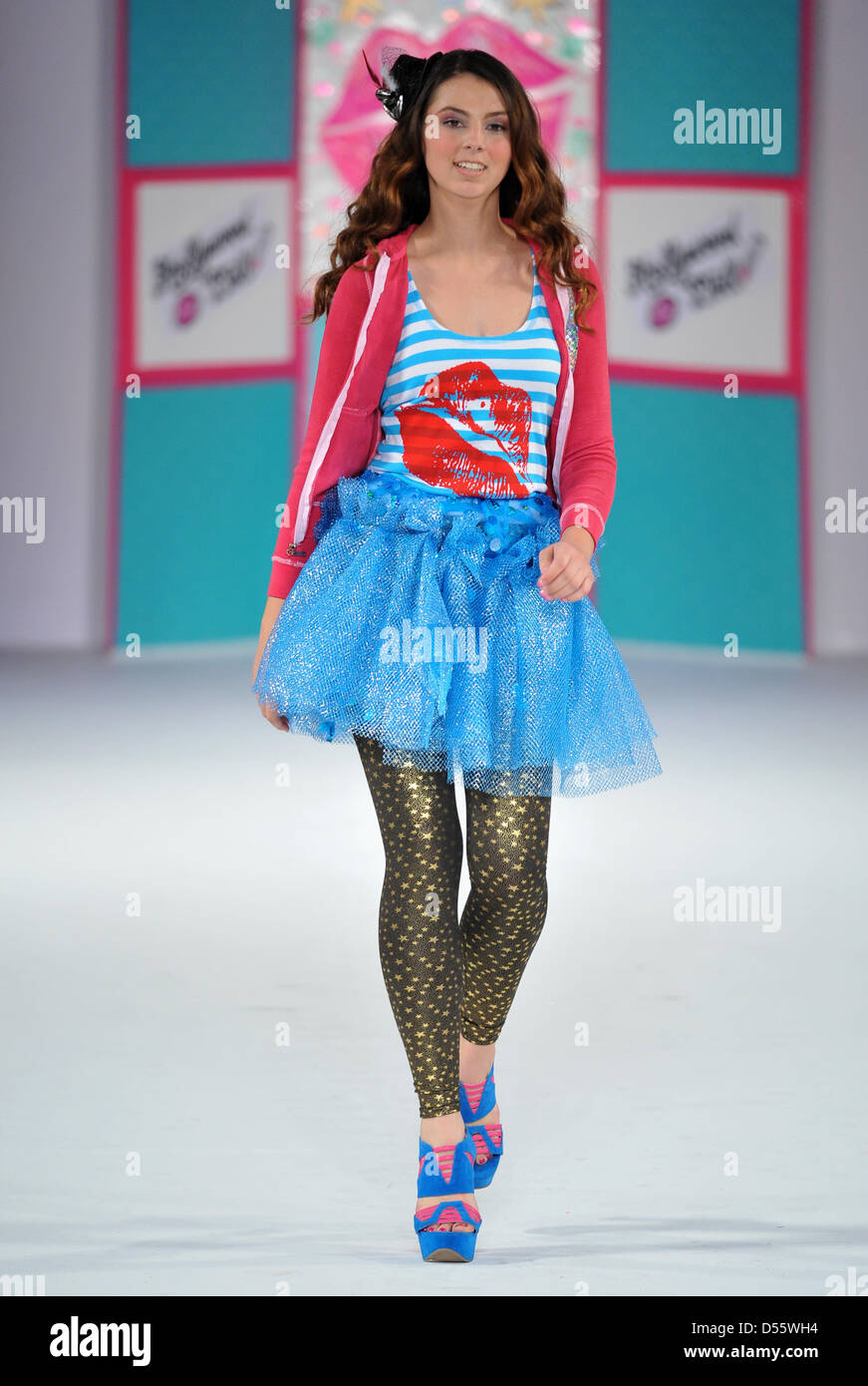 Los Angeles - March 13: A child model walks the runway at the Hollywood ...