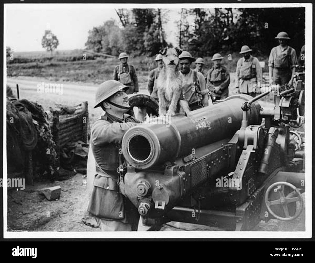 Triumph in war soldiers Black and White Stock Photos & Images - Alamy