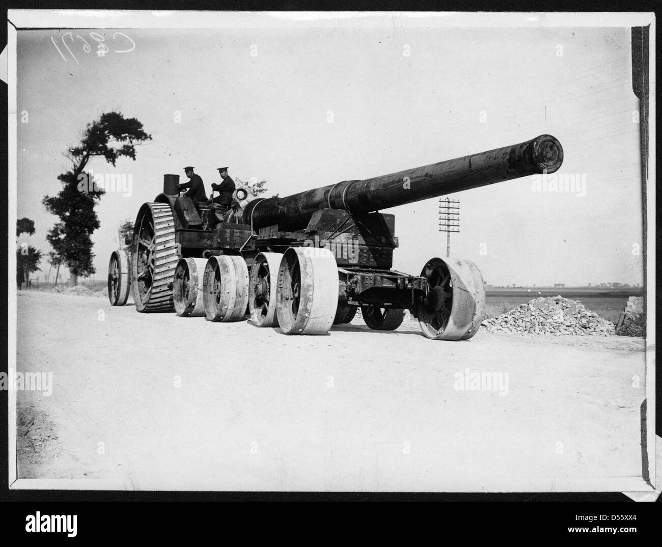 A British artillery gun being moved into position during the Battle of ...