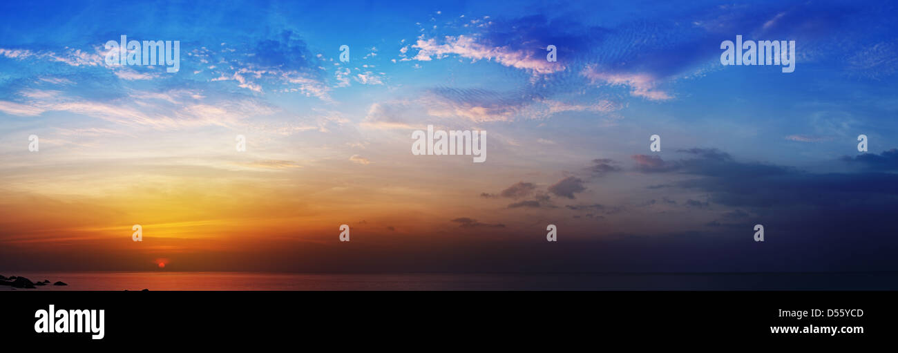 Photo sunset over sea hi-res stock photography and images - Alamy