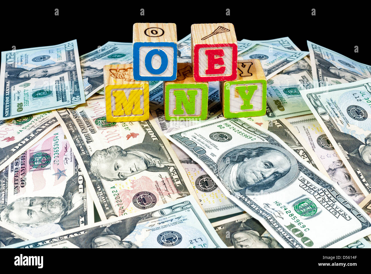 Cash blocks hi-res stock photography and images - Alamy