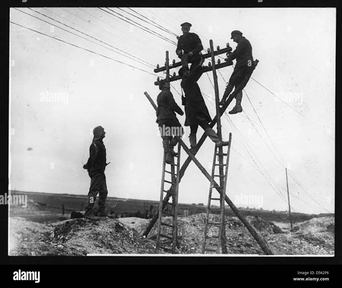 Western front ww1 battlefield Black and White Stock Photos & Images - Alamy