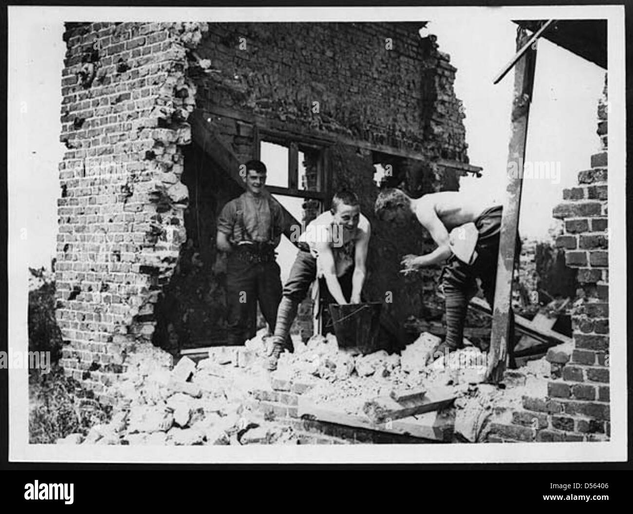 Ww1 hygiene hi-res stock photography and images - Alamy