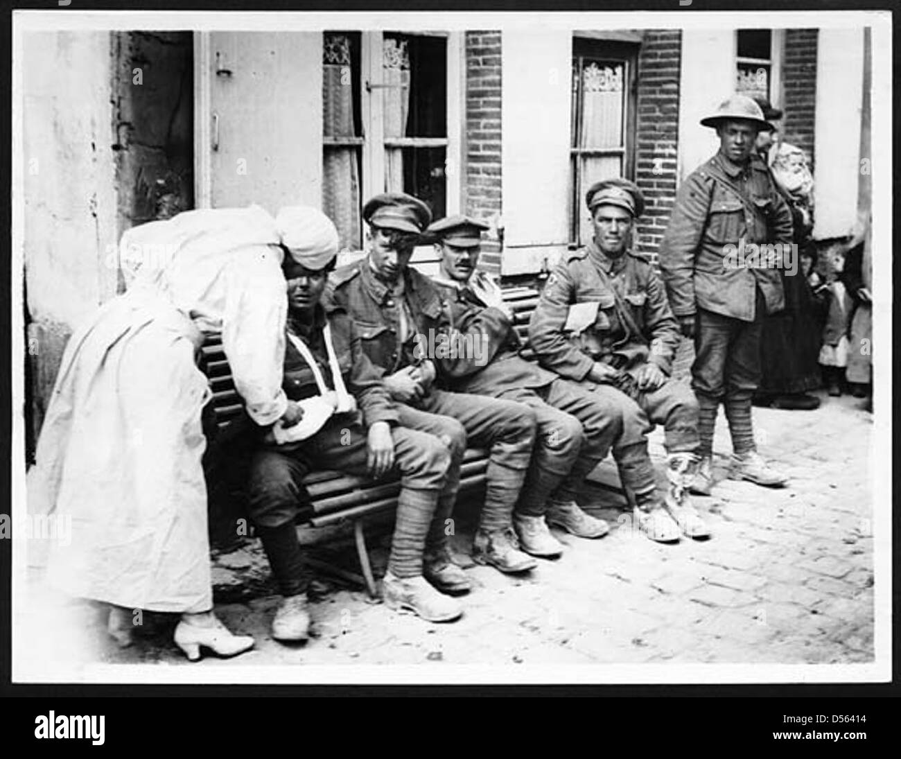 French nurse hi-res stock photography and images - Alamy