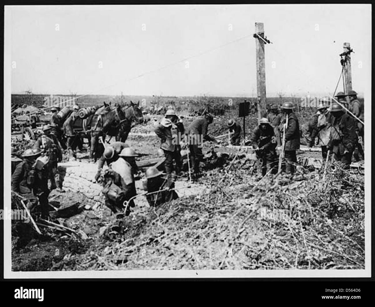Road maintenance during ww1 hi-res stock photography and images - Alamy