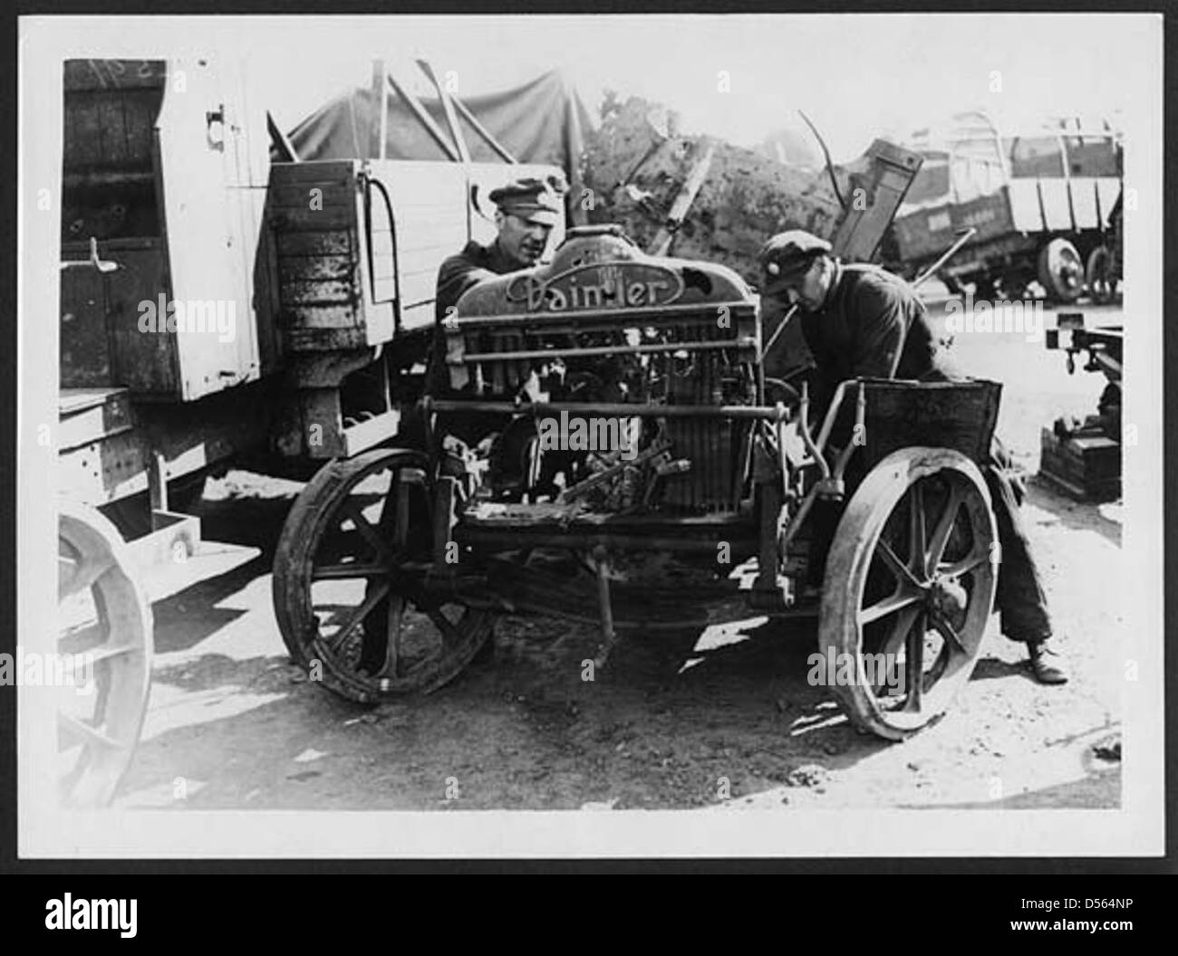 Artillery shell ww1 Black and White Stock Photos & Images - Alamy