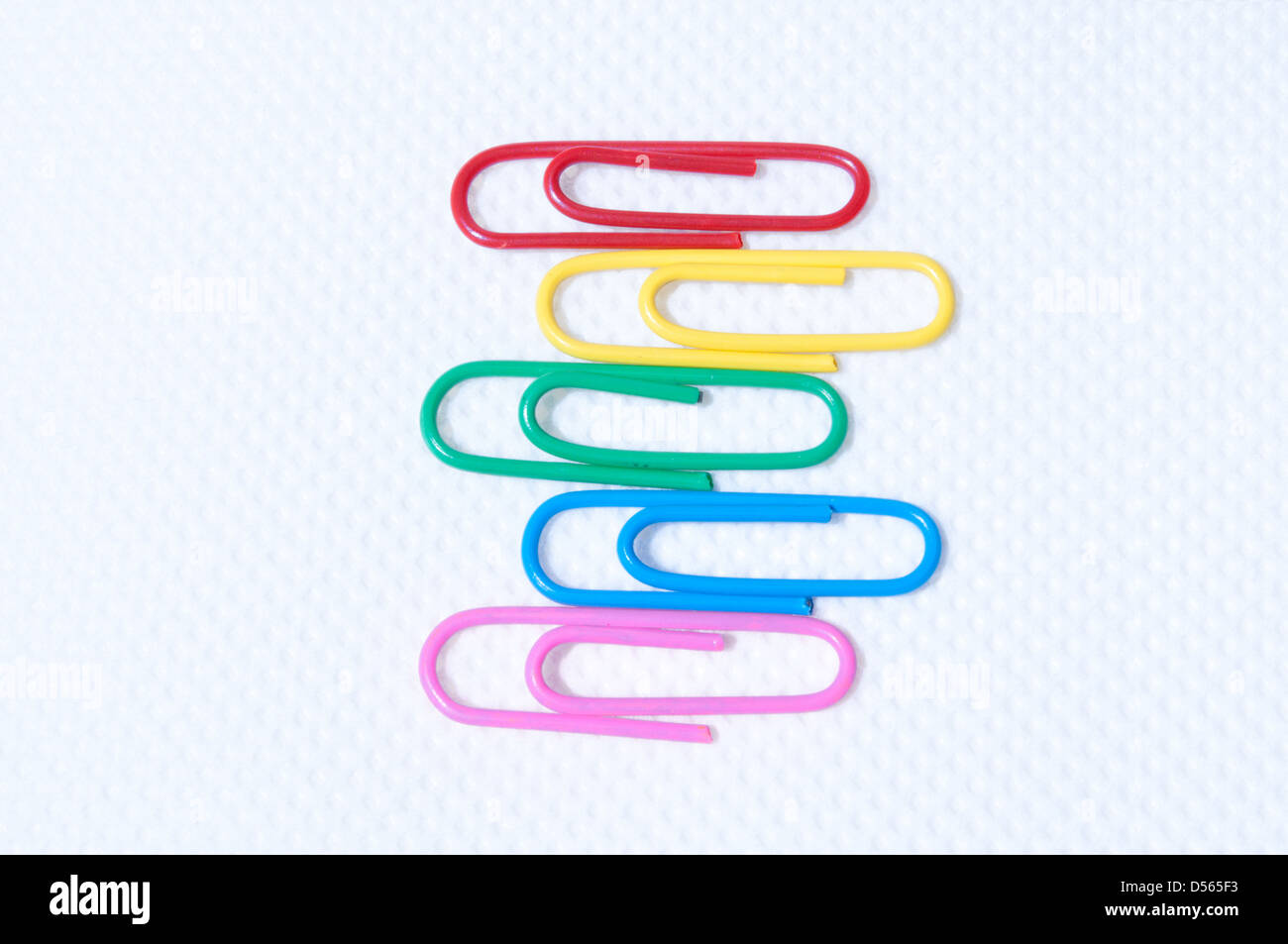 Color paper clips close up Stock Photo - Alamy