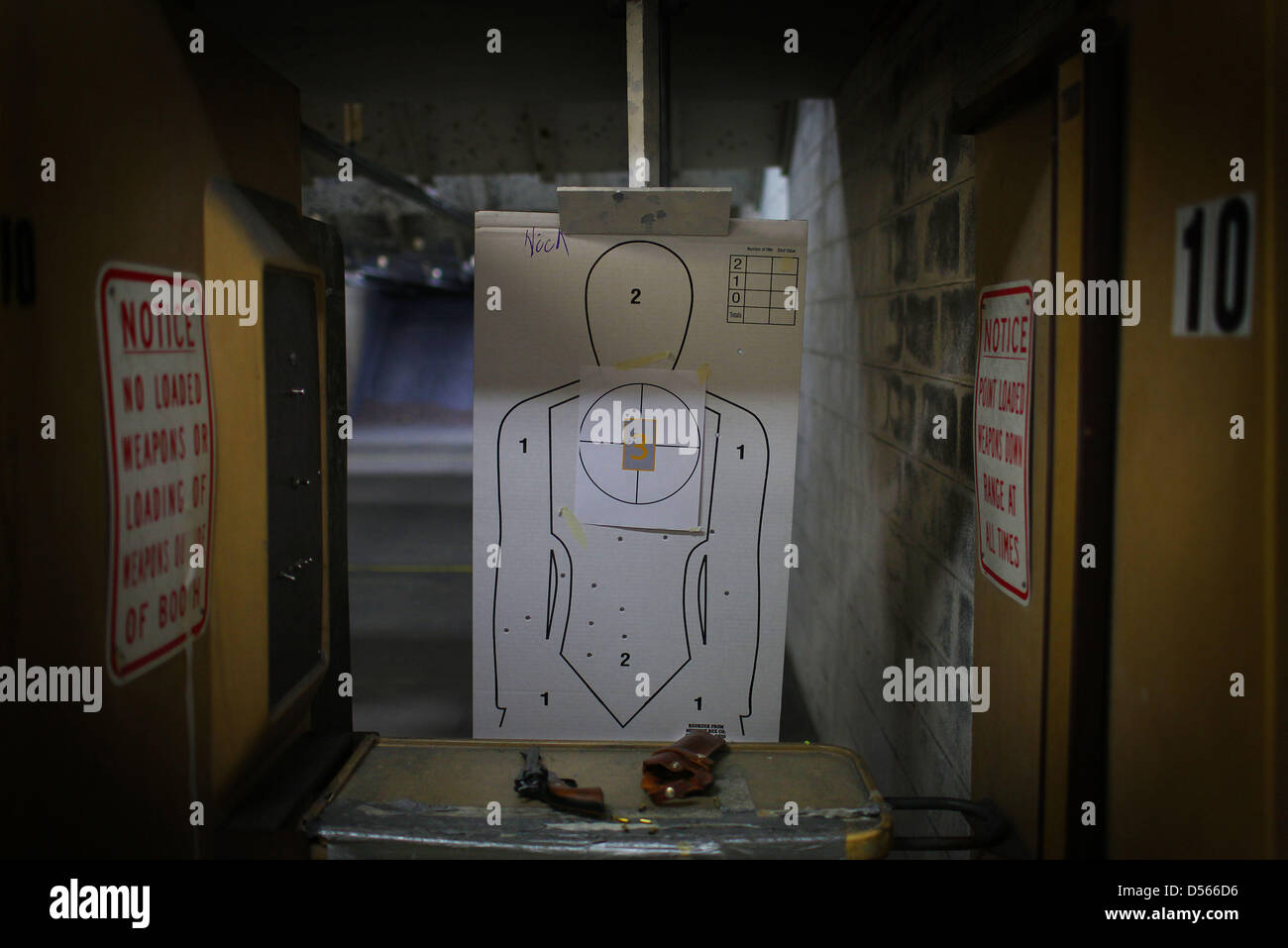 Jan 25, 2013 - Cleveland, Ohio, U.S. - Targets and guns are set up for ...