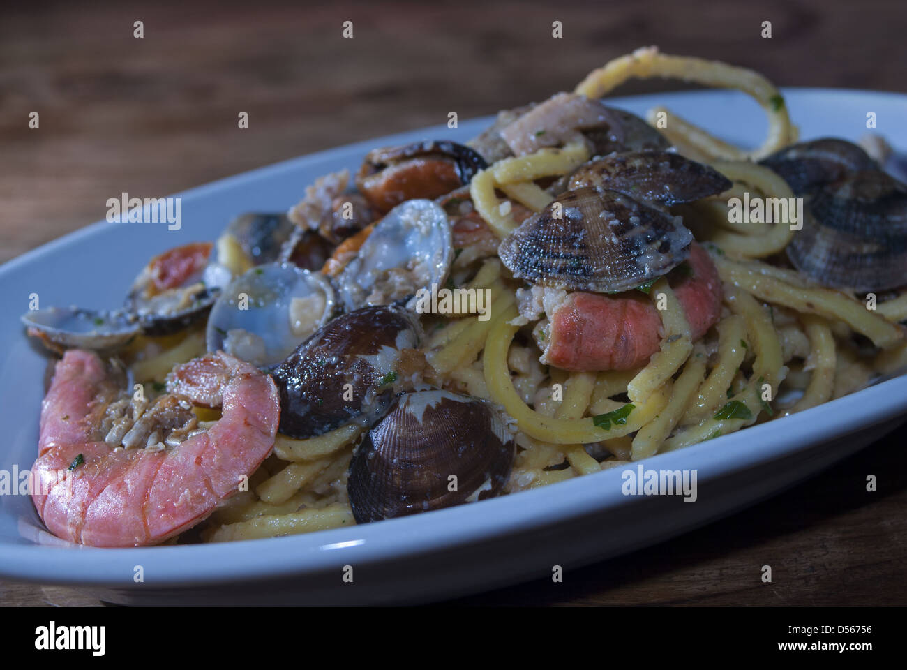 spaghetti allo scoglio Stock Photo - Alamy