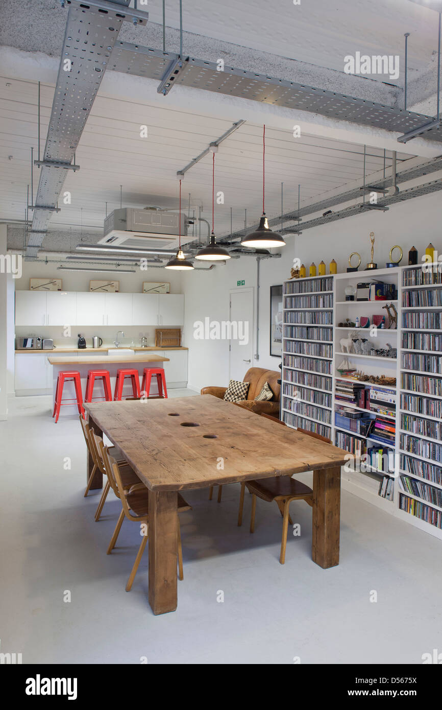 Adams sofa hi-res stock photography and images - Alamy