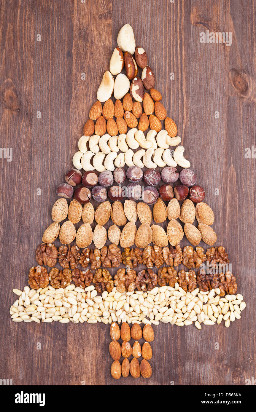 Tree nuts hi-res stock photography and images - Alamy