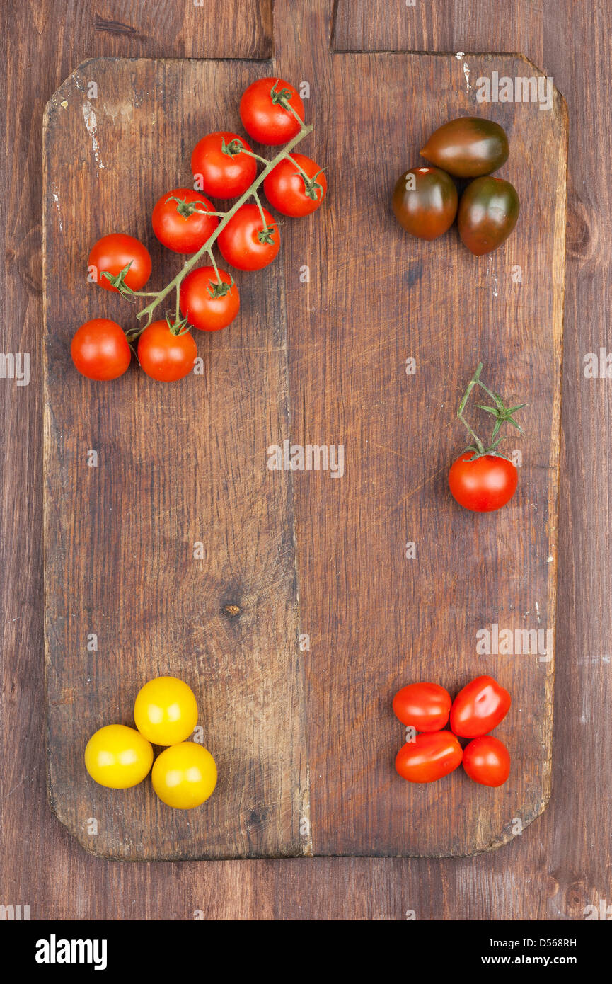 Set of cherry tomatoes Stock Photo - Alamy
