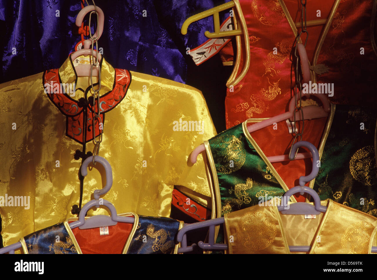 Chinese red silk dress for sale hi-res stock photography and images - Alamy