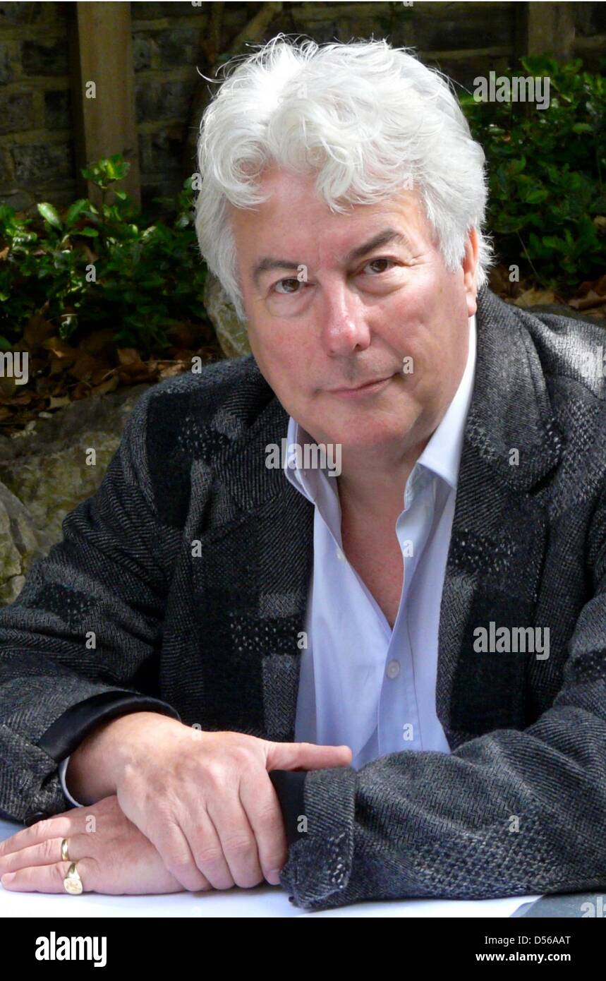 Ken Follett Pillars Of The Earth High Resolution Stock Photography and ...