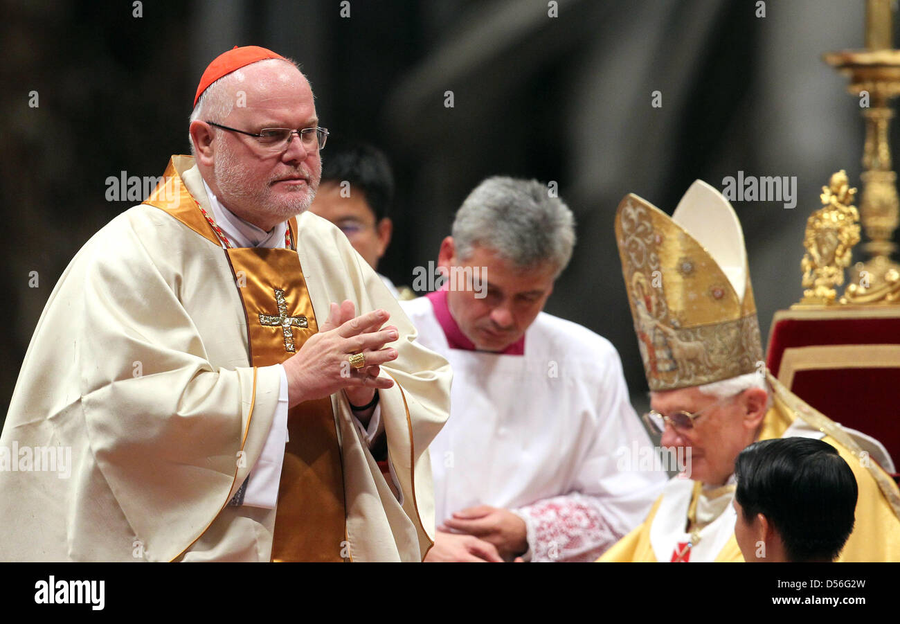 The Archbishop of Munich and Freising, Reinhard Cardinal Marx (L ...