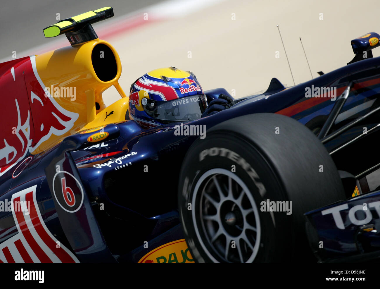 Mark webber formula 1 2010 hi-res stock photography and images - Alamy