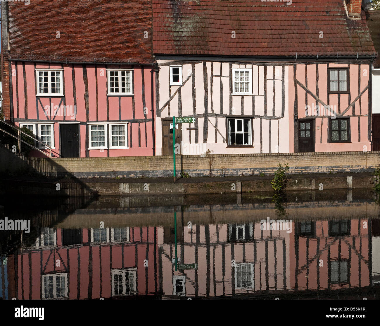 Medieval half timber houses britain uk hi-res stock photography and ...